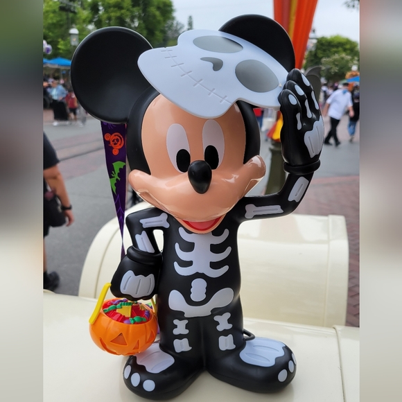 Disney | Holiday | New Disneyland Mickey Mouse Skeleton Popcorn Bucket ...